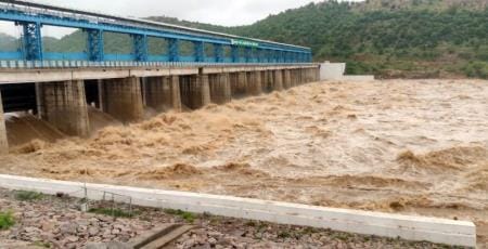The 14th Gate Of Lahchura Also Opened, Three Lakh Cusecs Of Water Was ...