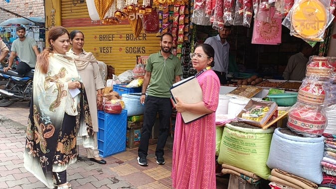 Reasi, Labor Commissioner, Checking In Shops - Jammu News - Jammu News ...