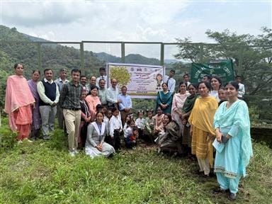 Yashasvi And Gunjan First From Shakrah School - Shimla News - Shimla ...