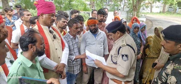 Damoh News: Mysterious Death Of Mother-daughter Case, Facebook Post After Seema's Death Murder ...