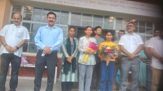 Meritorious Students Were Honoured In Jukhaala College - Bilaspur News ...