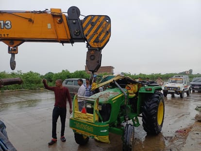 12 Devotees Injured As Roadways Bus Collides With Tractor-trolley - Gonda News - Gonda News ...