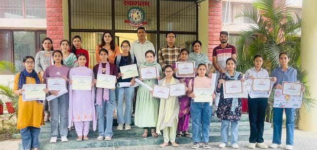 Bhavna Got First Place In Poster Making Competition - Ambala News ...