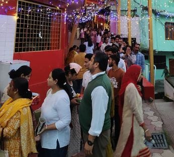 On The First Day Of Navratri, There Were Long Queues At The Maa ...