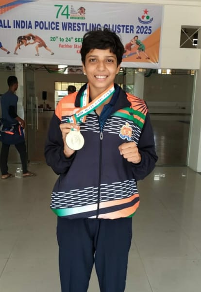 Boxer Ragini Got Silver Medal In Haryana - Sultanpur News - Sultanpur ...
