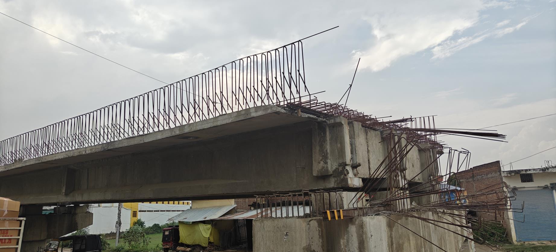 Overbridge Construction Picks Up Pace. - Deoria News - Deoria News ...
