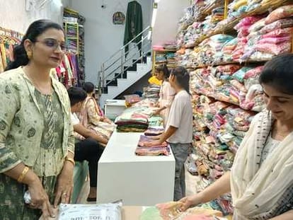 The Textile Market Is Booming, Naira Suits Are In Great Demand ...