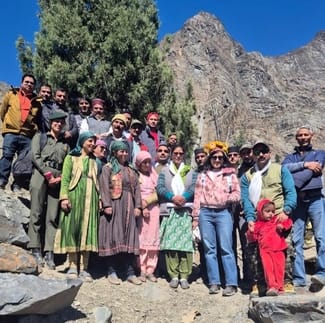 Sdm Reached Bhujund As The First Step Of Hope - Kullu News - Kullu News ...