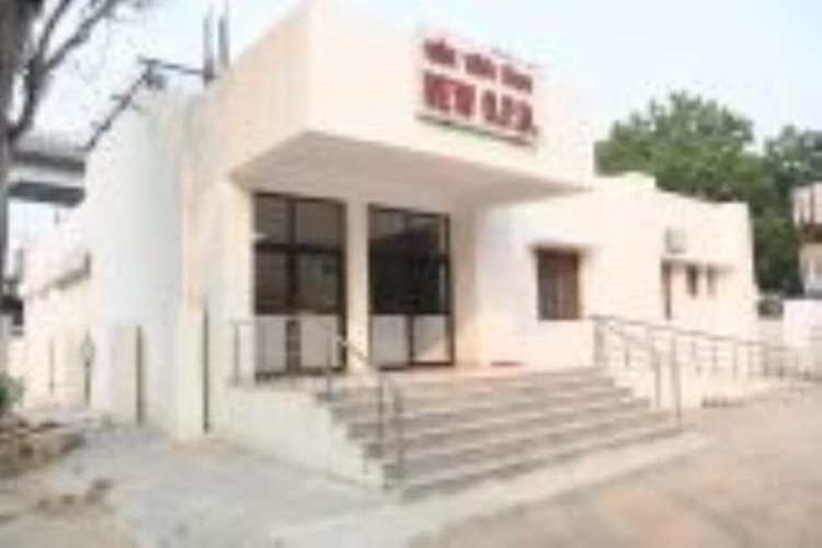 New Opd Of Badshahnagar Railway Hospital Started, Relief To Patients ...
