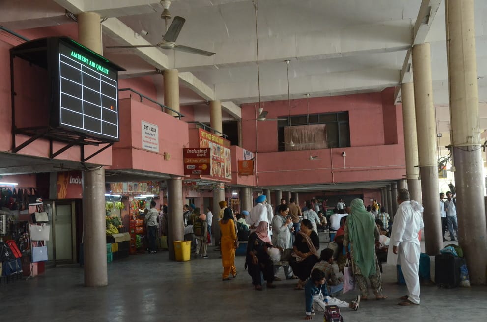 Aqi Display At Cantonment Bus Stand Is Faulty - Ambala News - Ambala ...