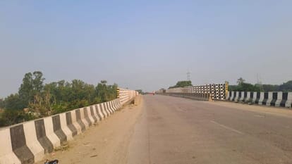 Lohramau's Damaged Rob Will Be Repaired, Traffic Closed - Sultanpur ...