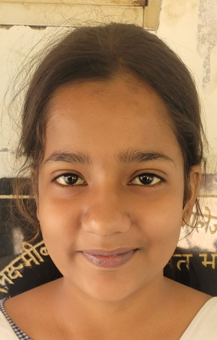 Negligence In Safety Of Girl Students, Broken Boundary Wall - Etah News - Etah News:छात्राओं की ...