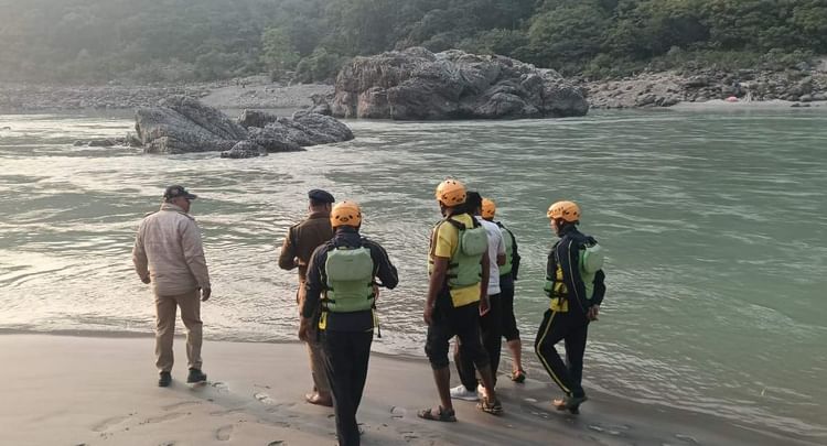 Two Youths From Up Drown In Ganga At Goa Beach - Rishikesh News - Rishikesh News:गोवा बीच पर ...