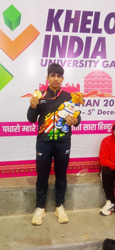 Wrestler Sweety Malik Wins Gold At Khelo India University Games - Hisar ...