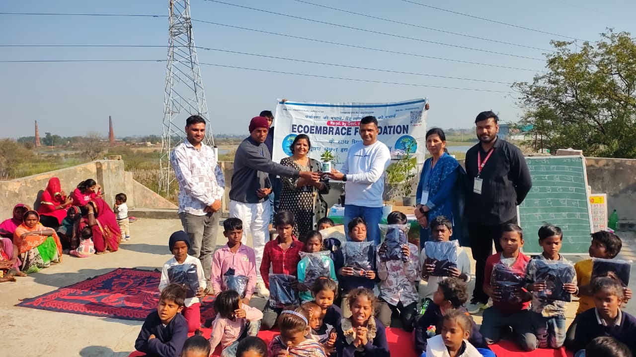 Students Were Given Jackets To Protect Them From The Cold. - - ठंड से ...