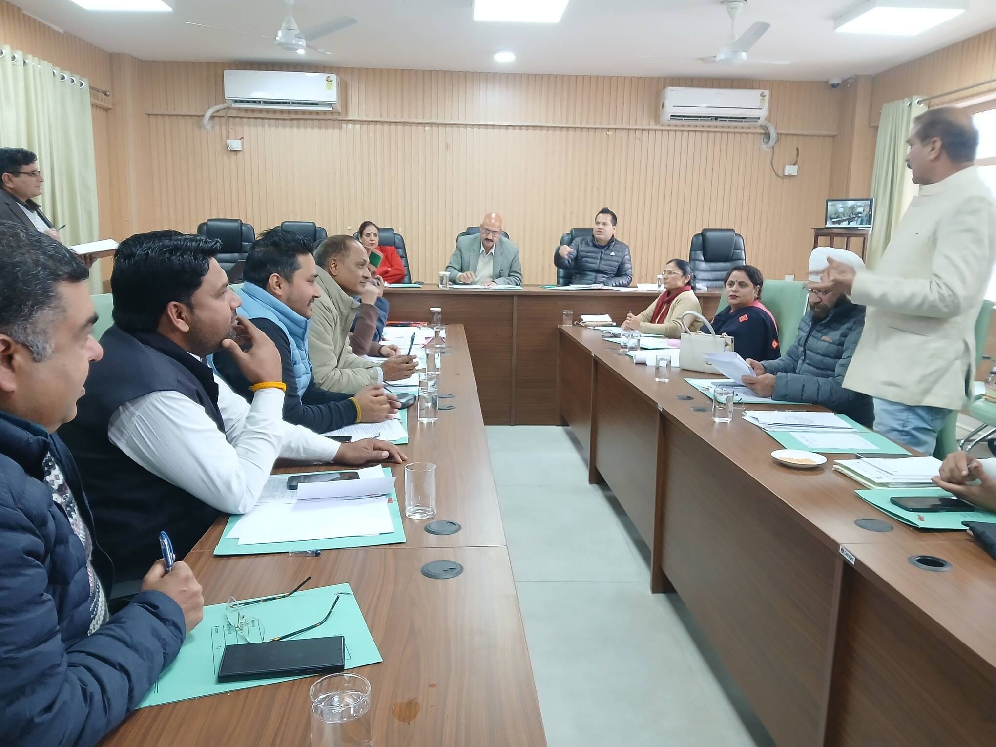 The City's Wiring Mess Will Be Streamlined, And Mobile Toilets Will ...