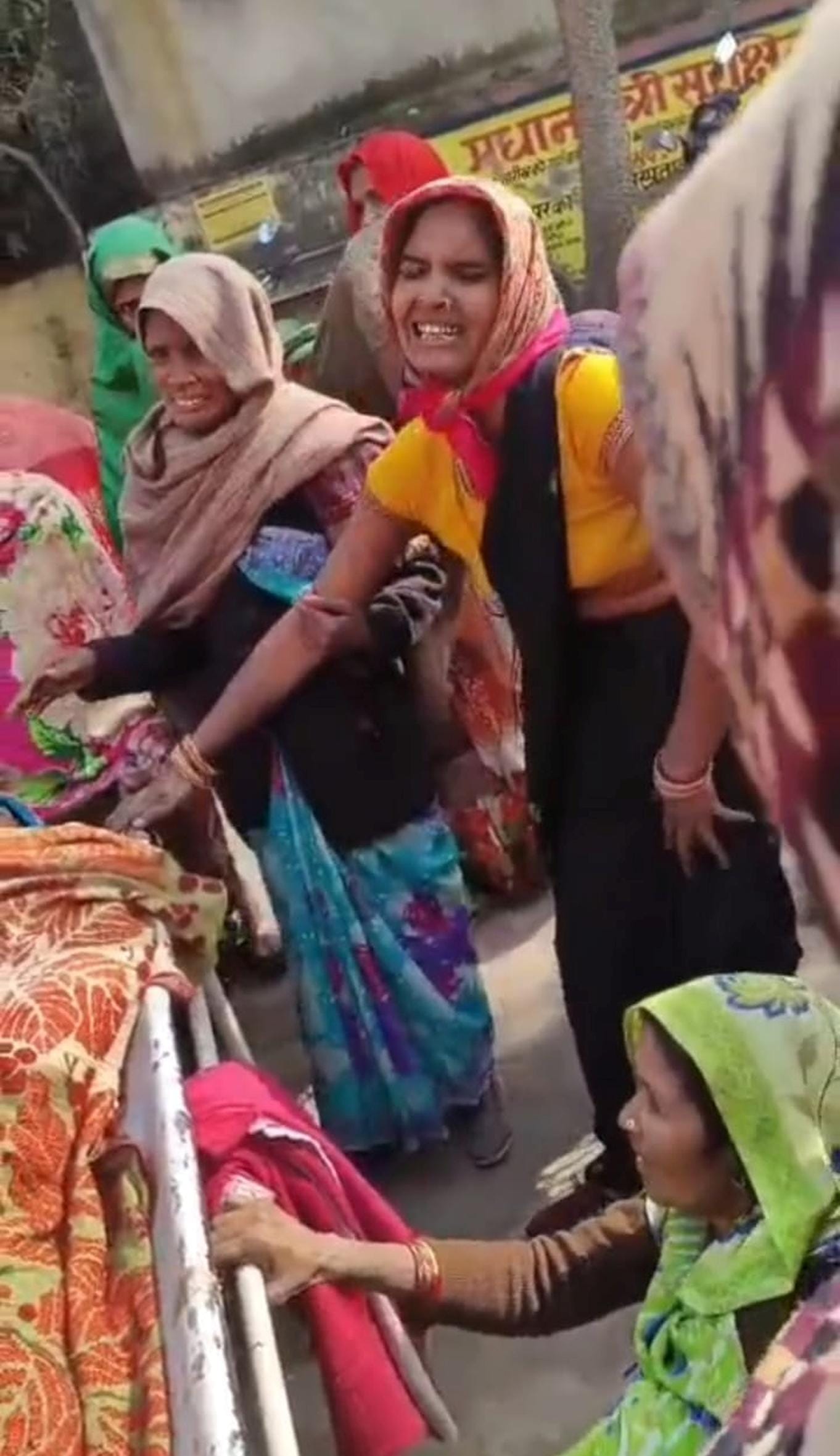 Tractor-trolley Crushes E-rickshaw, Two Killed, Three Injured ...