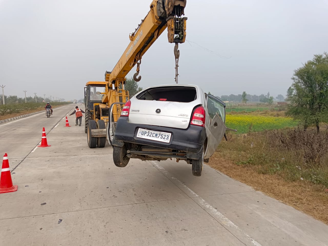 Two People Died After Their Car Fell Into A 10-foot Ditch And Collided ...