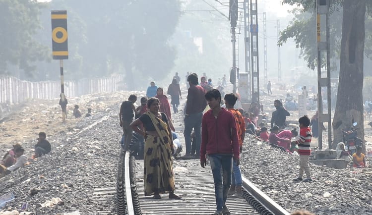 Railway Track Converted Into Bar And Park - Lucknow News - Lucknow News ...