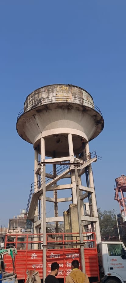 Babarpur Ajitmal Tank Has Not Been Cleaned For 10 Years - Auraiya News ...