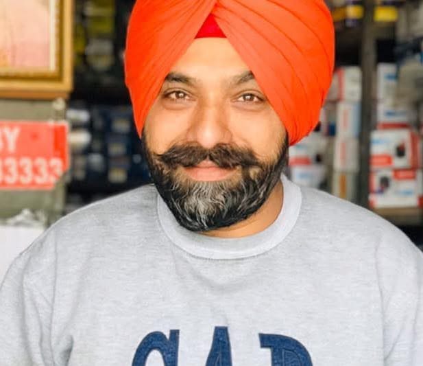 Pipeline Water Quality Is Poor, People Are Quenching Their Thirst With ...