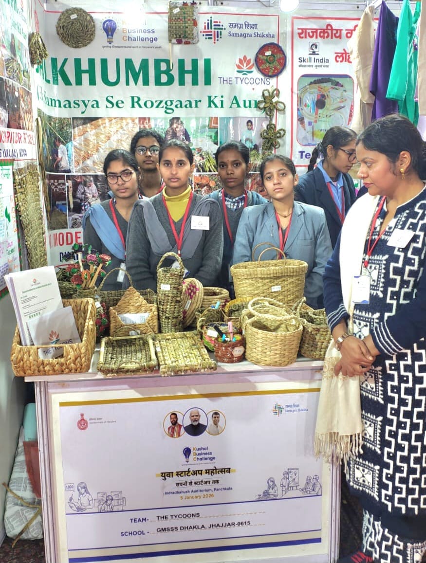 Beating Plastic: Domestic Products Made From Water Hyacinth; Students ...
