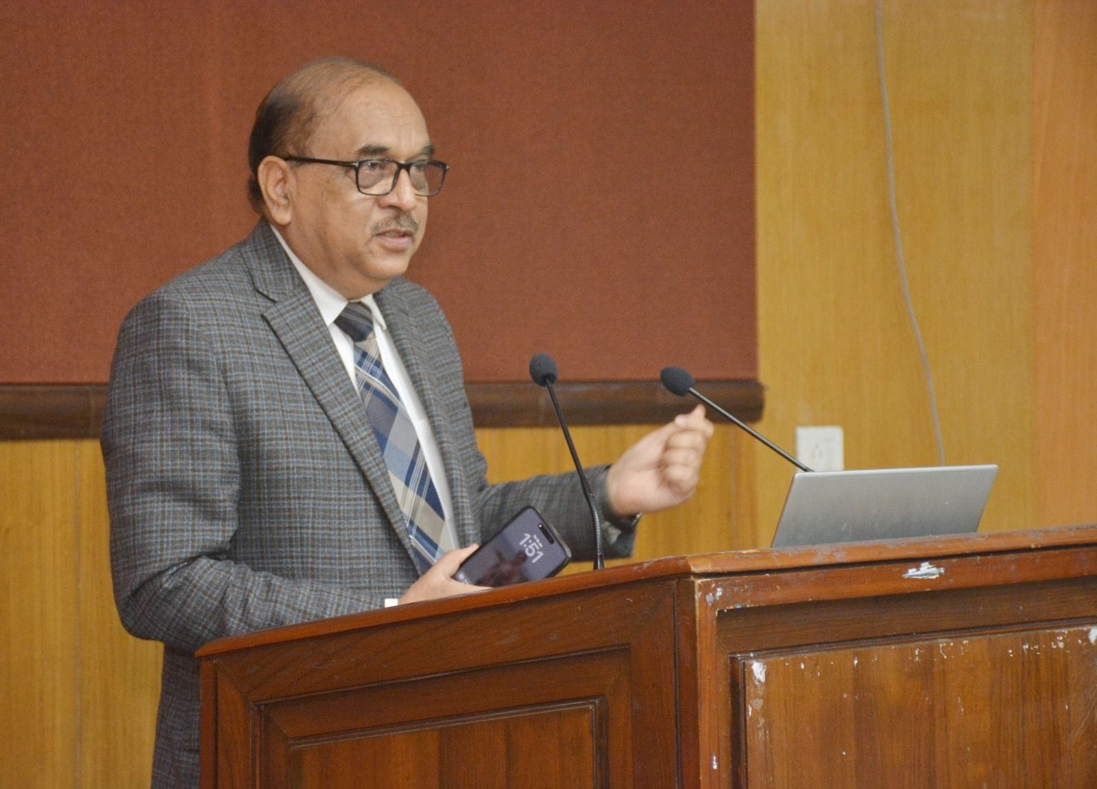 Patients With Terminal Illnesses Should Receive End-of-life Care ...