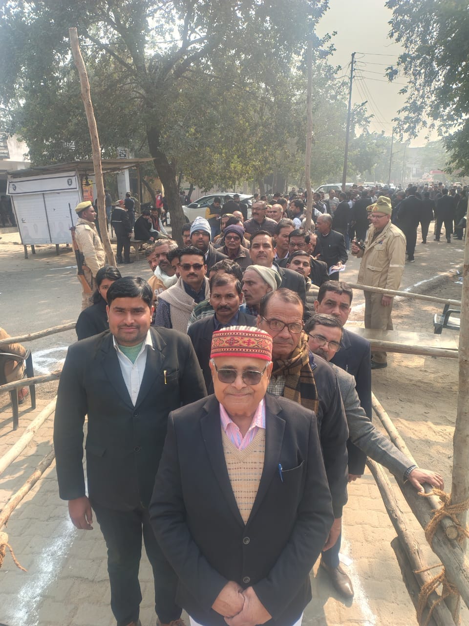 380 Voters Cast Their Votes In The Bar Council Elections. - Amethi News ...