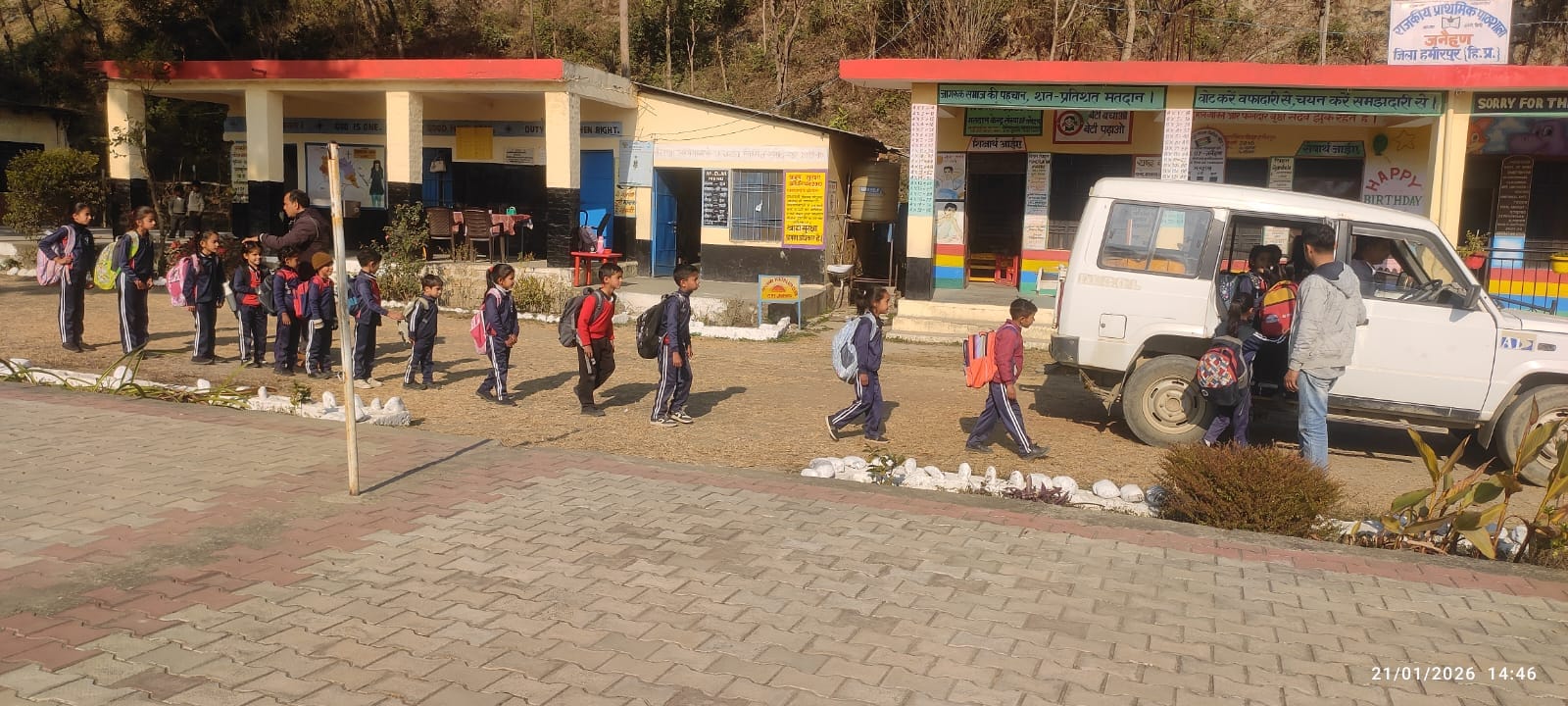 Jbt Teacher Raman Bala Lit The Flame Of Education Amidst Difficult ...