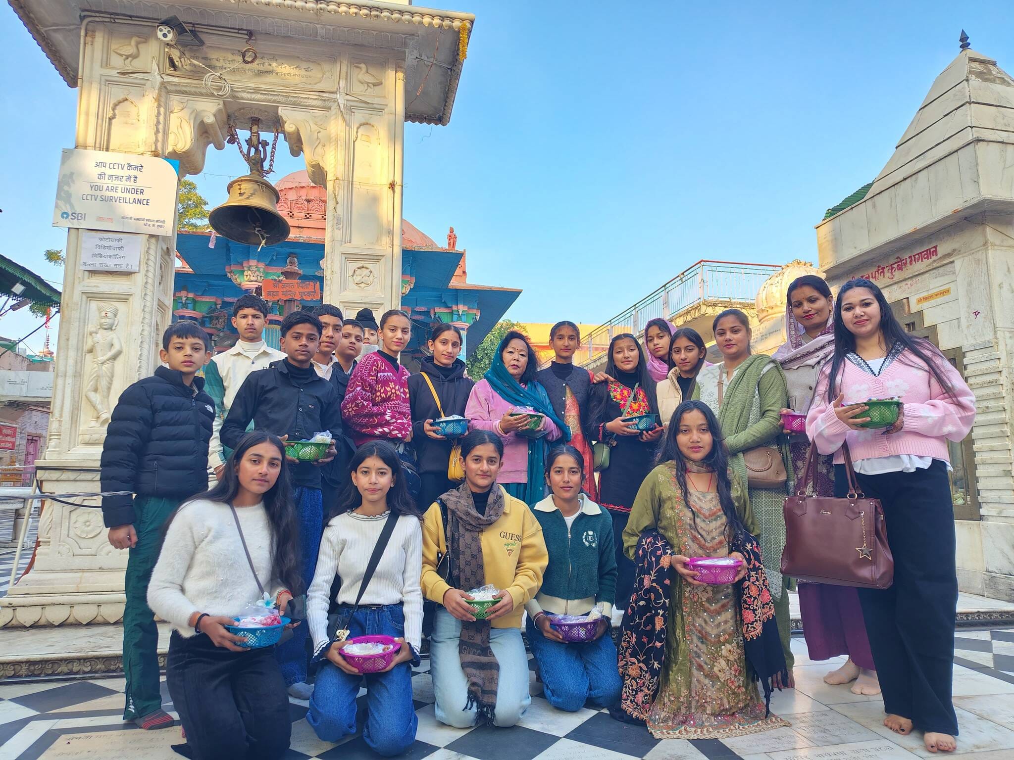 Svn School Students Visited Khatu Shyam, Salasar Balaji And Desert ...