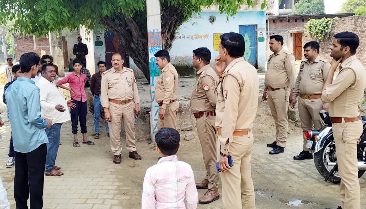 Farmer Transporting Livestock In Puwayan; Police Arrive Following ...