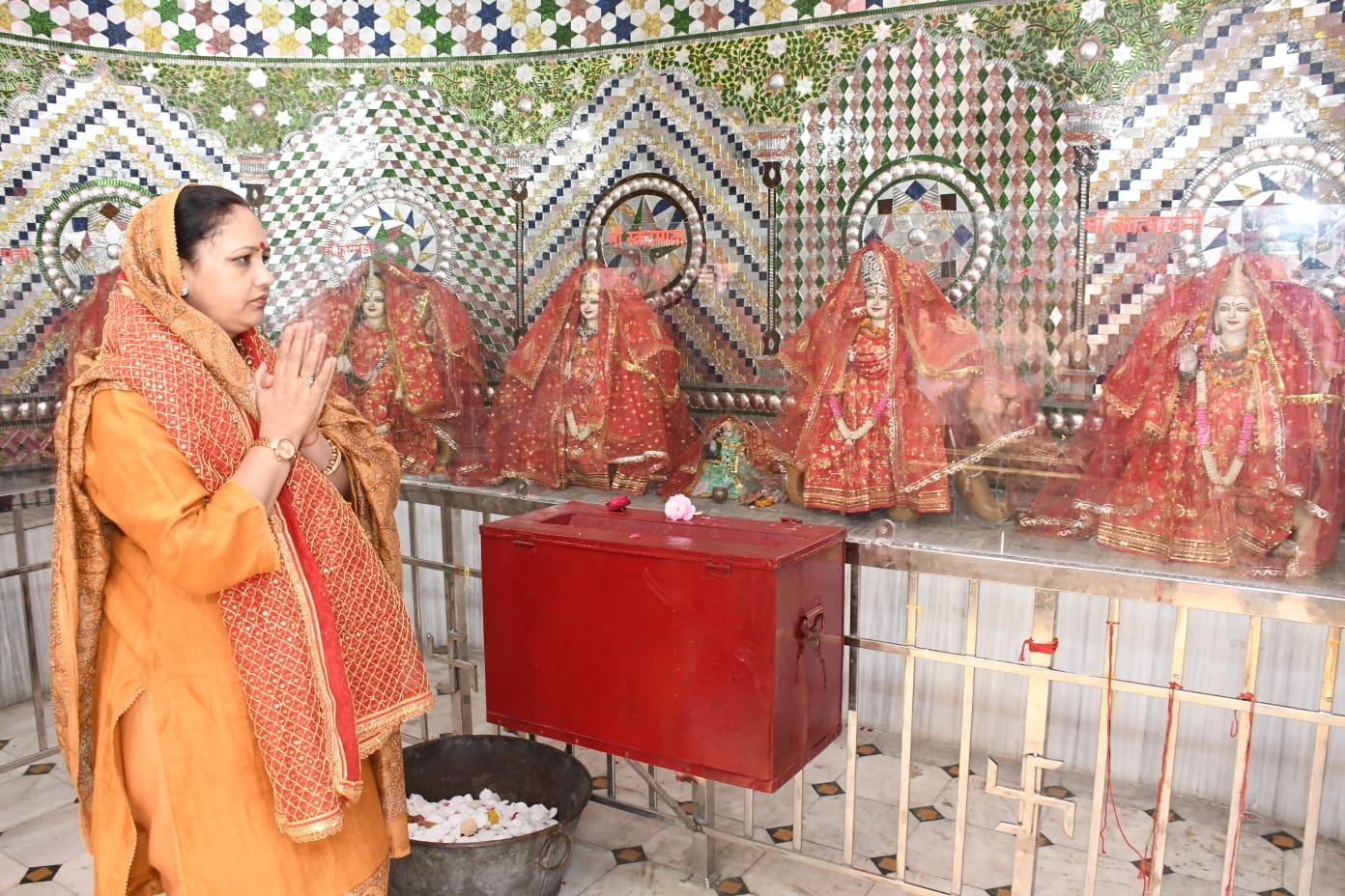 Suman Saini Visited Mata Bala Sundari On Navratri - Kurukshetra News ...