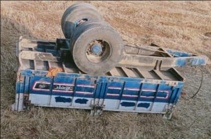 Teenager Dies After Being Crushed Under A Tractor Trolley - Jaunpur ...
