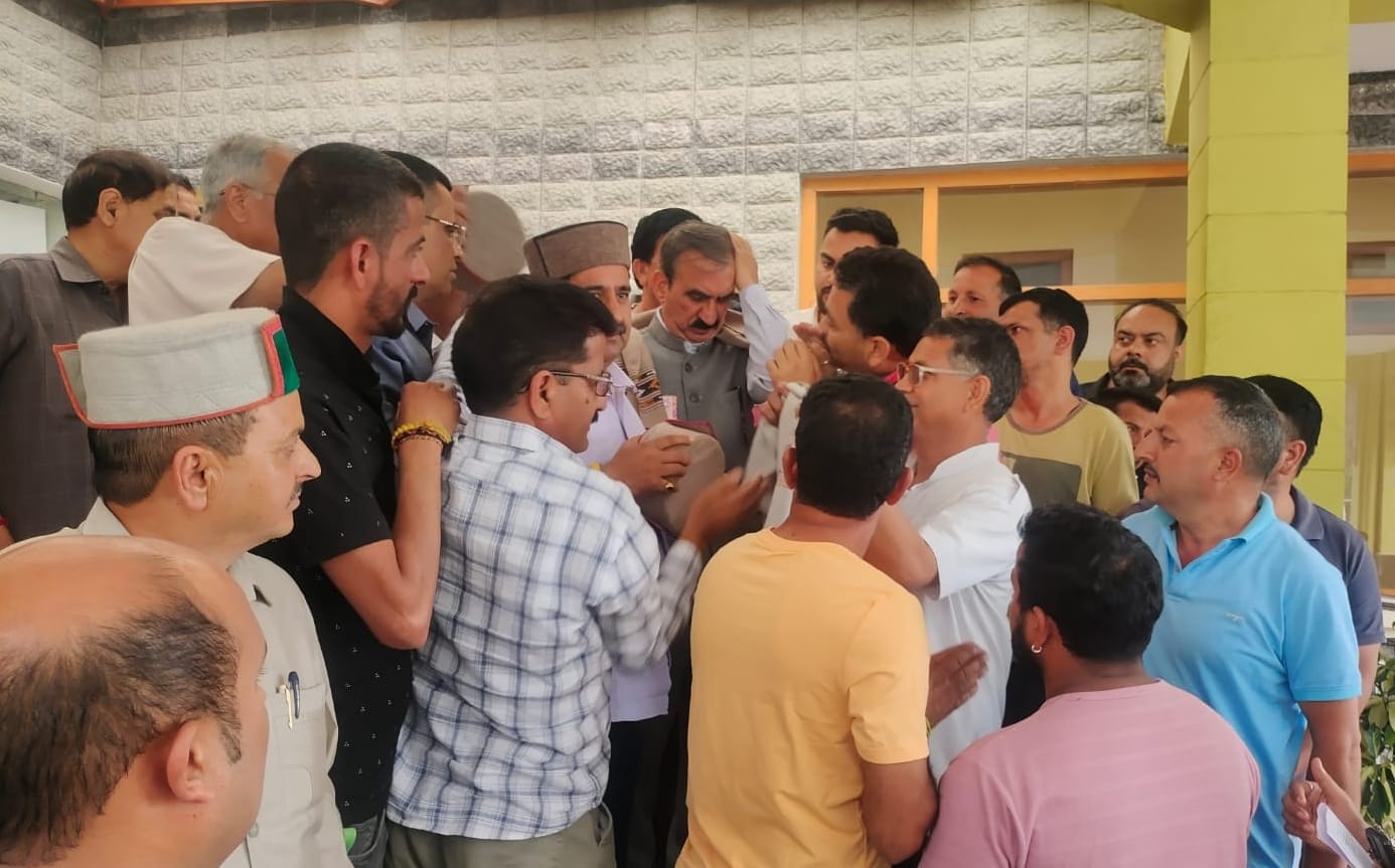 Taxi Operators Happy With The Introduction Of Manual Passing Facility ...