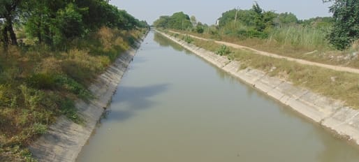 People Struggle For Every Drop Of Water, A Two-decade-old Problem ...