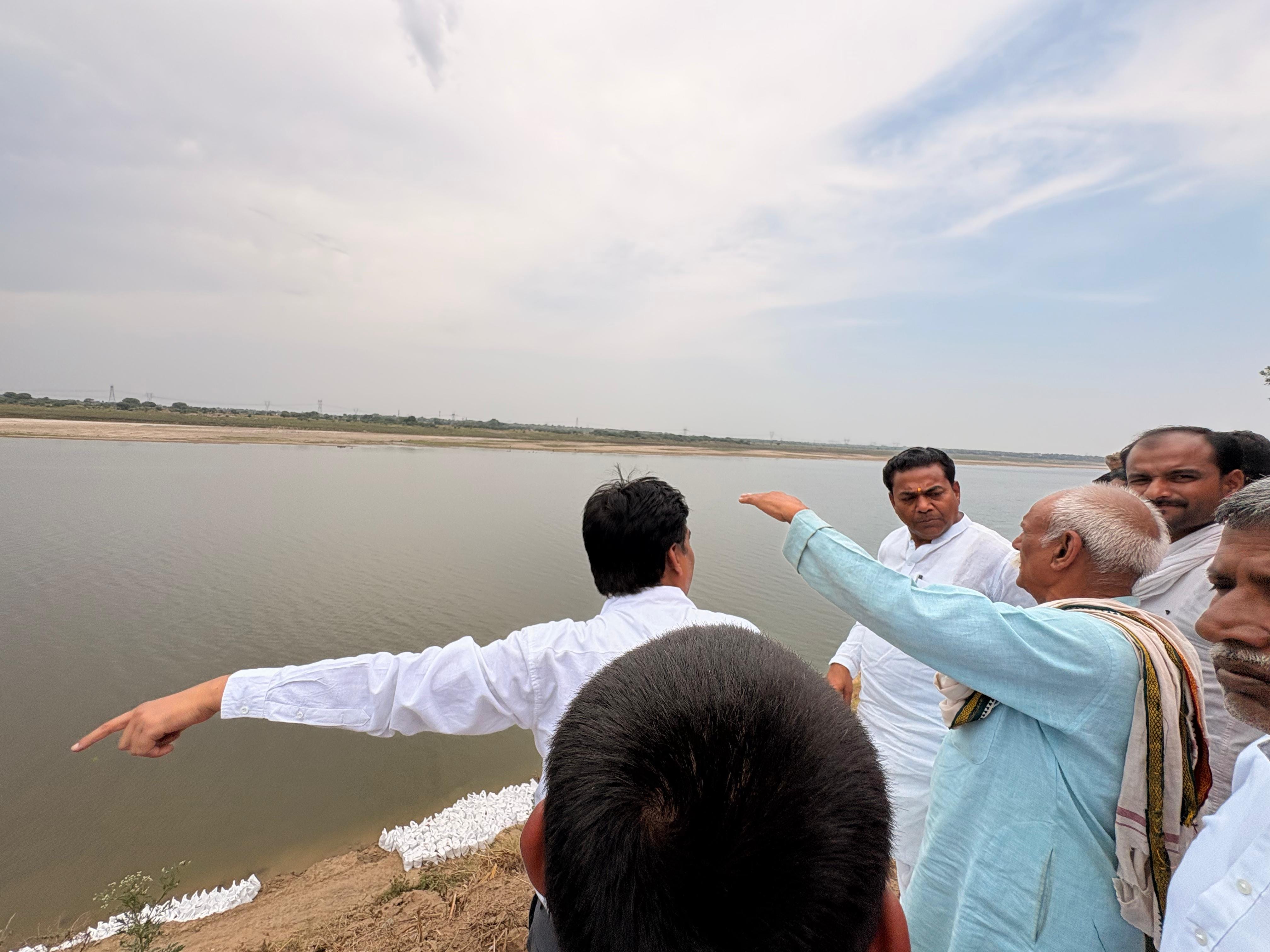 Bera Village Will Be Saved From Yamuna Erosion, A 250-meter Long ...