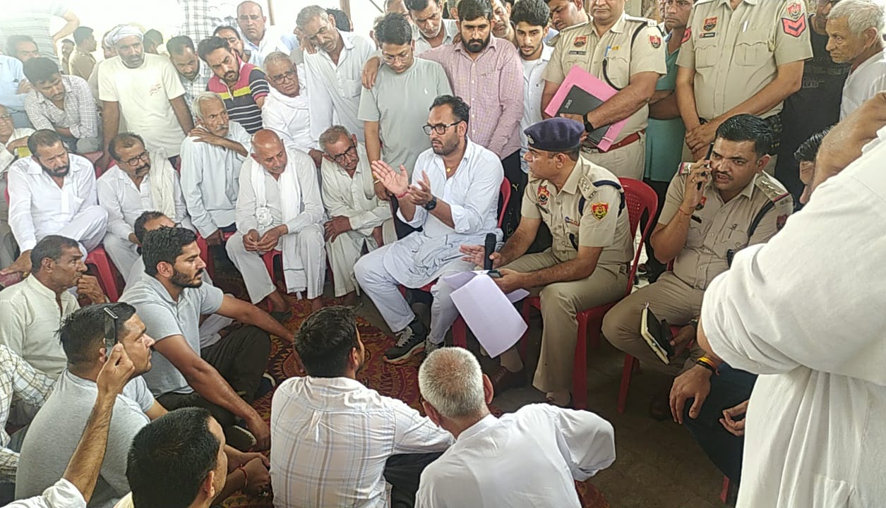 Protest Against Theft - Sirsa News - Sirsa News:चोरी दर चोरी पर फूटा ...