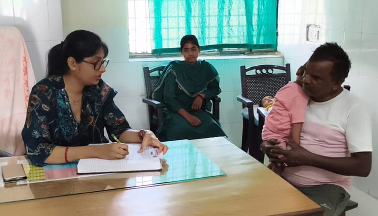 Fever Patients Increase Due To Change In Weather - Raebareli News ...