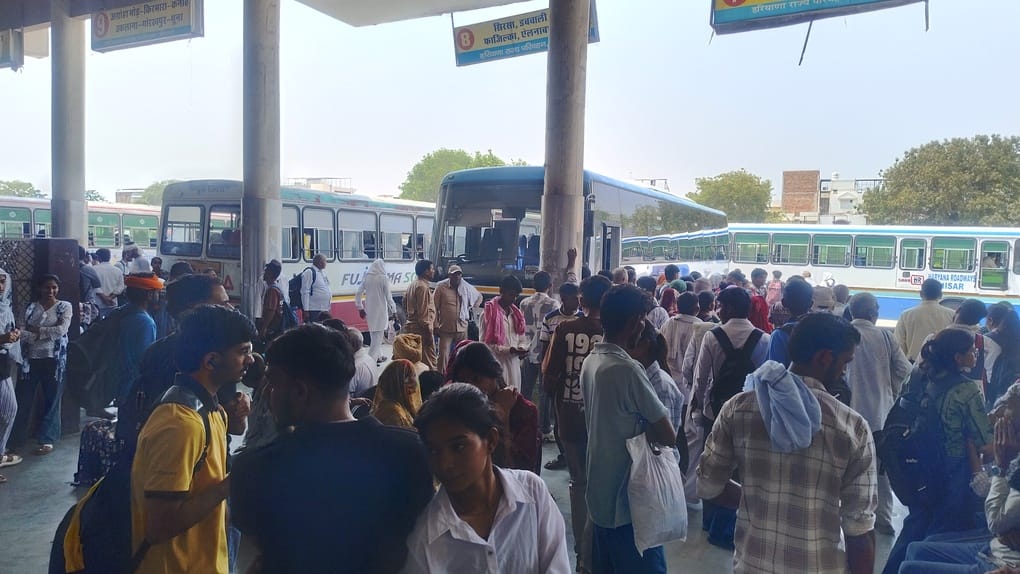 Wheels Stopped, Passengers Stranded, 150 Buses Did Not Run On 27 Local ...