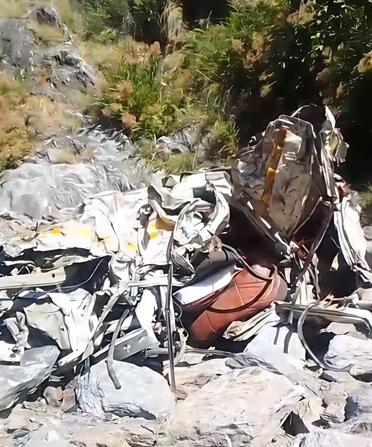 A Bolero Camper Fell Into The Sutlej River From The Kut-kyav Road ...