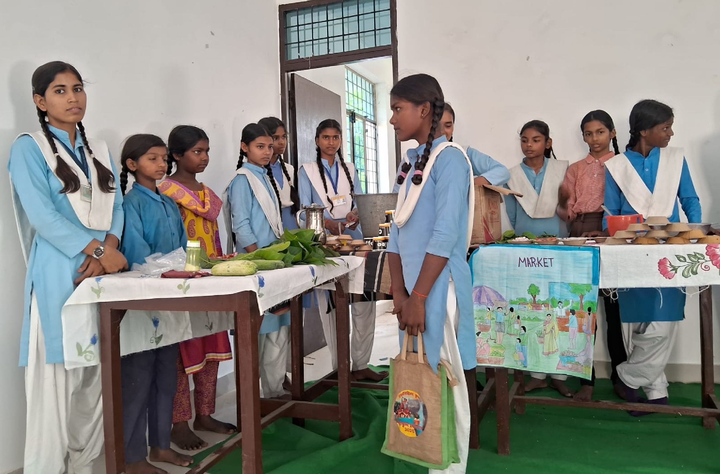 Female Students Learned Communication Skills. - Amethi News - Amethi ...
