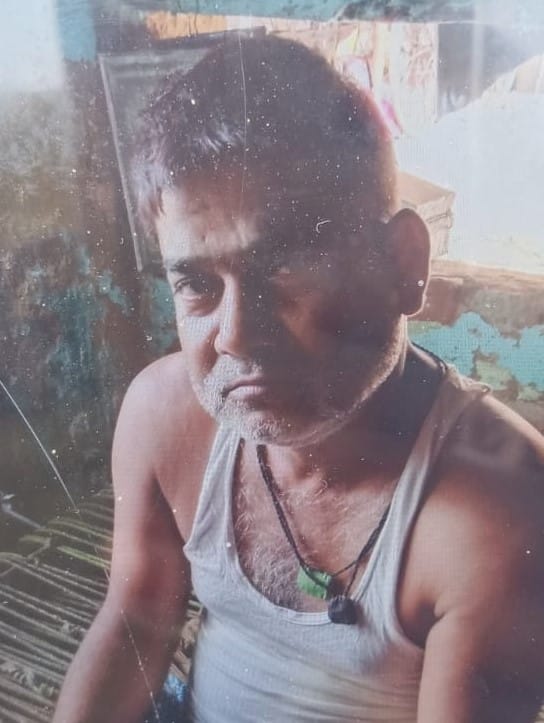 Auto-rickshaw Crashes Into Dumper While Swerving To Avoid Scooter; Four ...