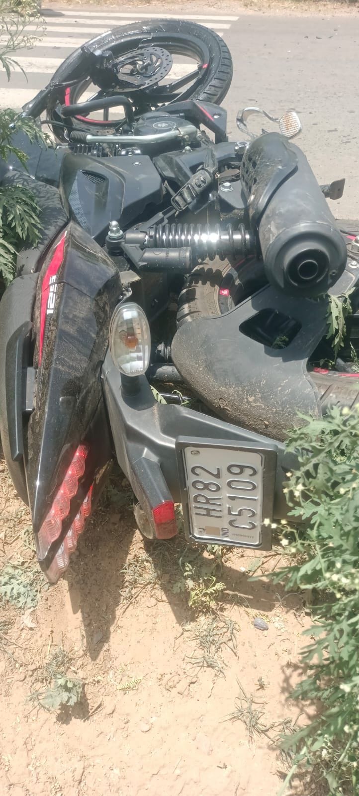 Only Son Of Family Dies In Car-bike Collision - Mahendragarh/narnaul ...