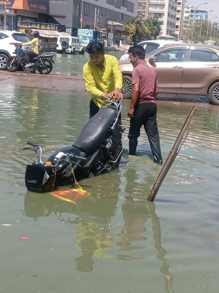 Bhiwadi Bypass Submerged Again Without Rain, Water Accumulated Up To 3 ...