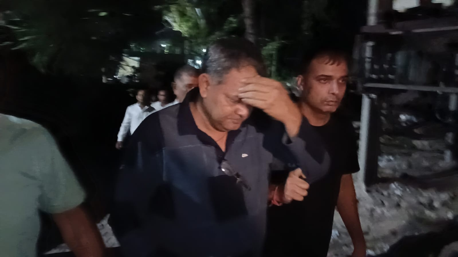 Police Station In-charge Caught Red-handed Accepting Bribe Suspended ...