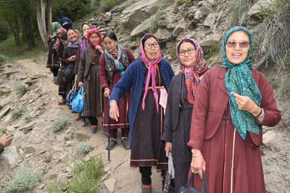 Women Voters Took The Lead, Reaching The Polling Booth First To Cast ...