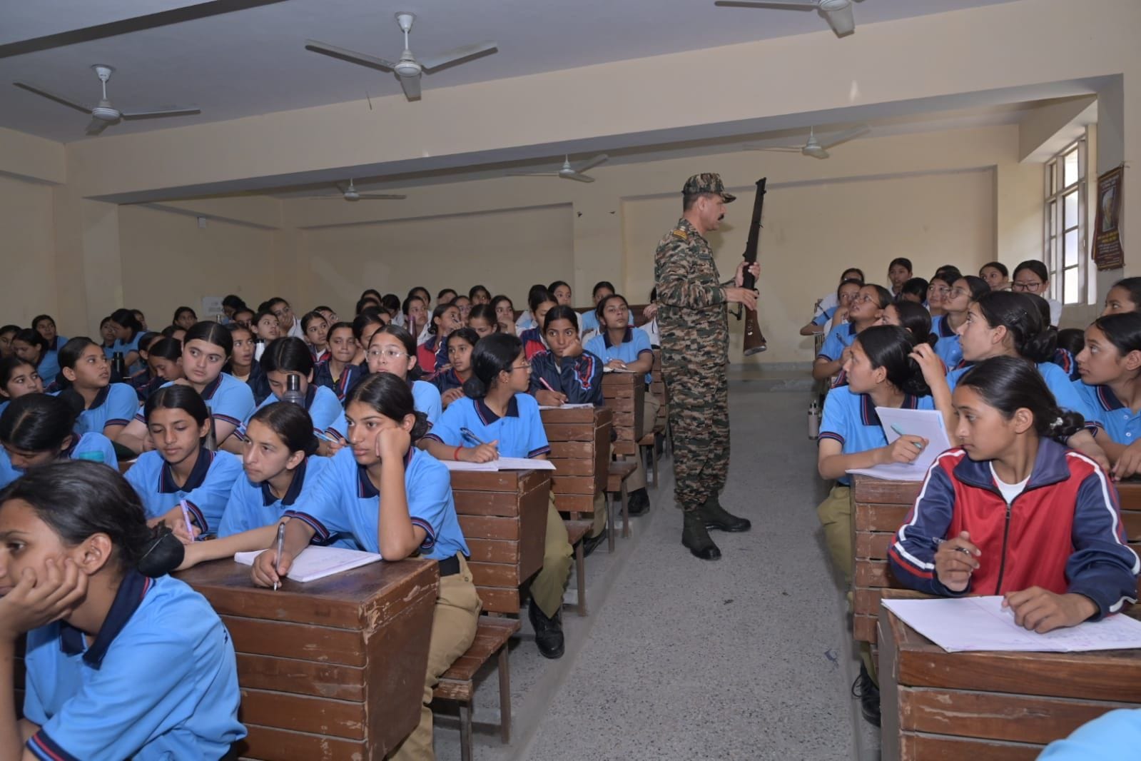 Ncc Cadets Were Given Training In Handling Weapons - Rampur Bushahar ...