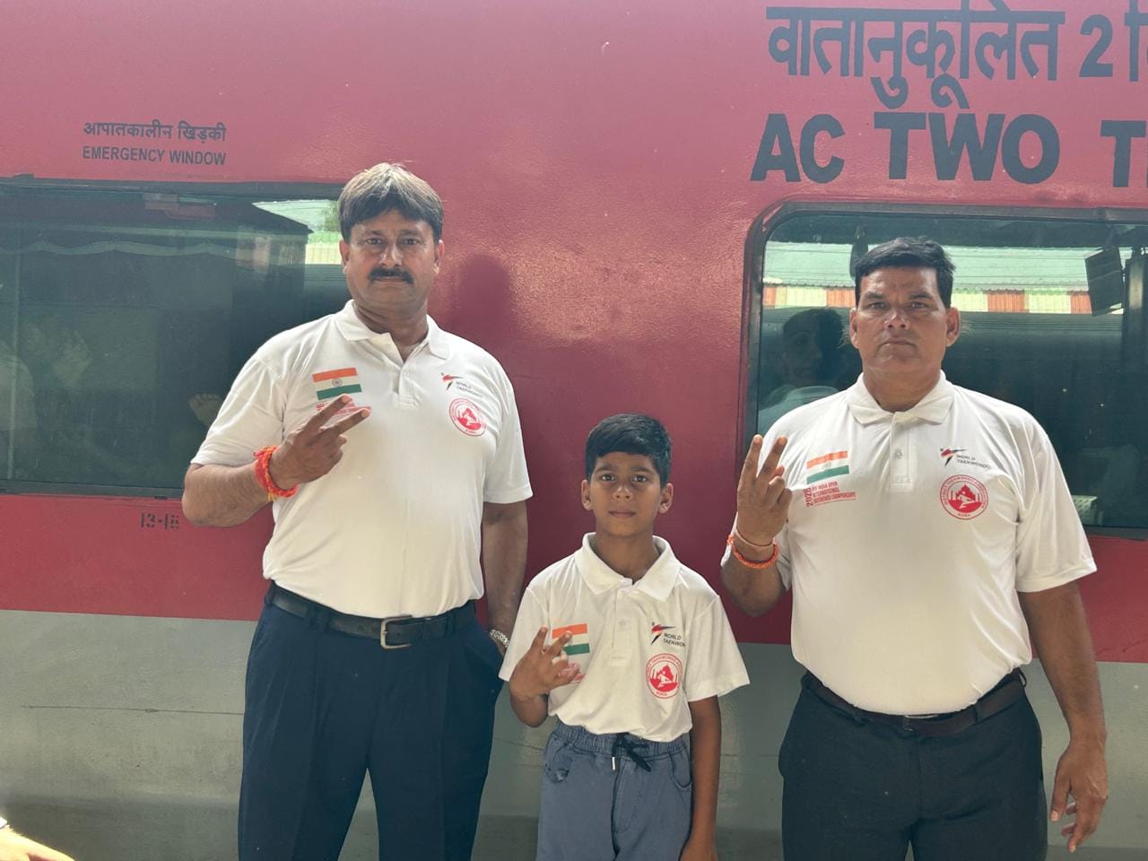 Taekwondo Team Crackers For International Competition - Agra News ...