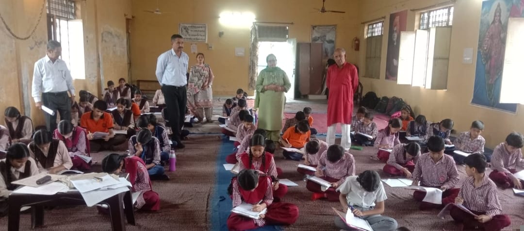Scholarship Examination In Svm School Kamrow - Sirmour News - Sirmour ...