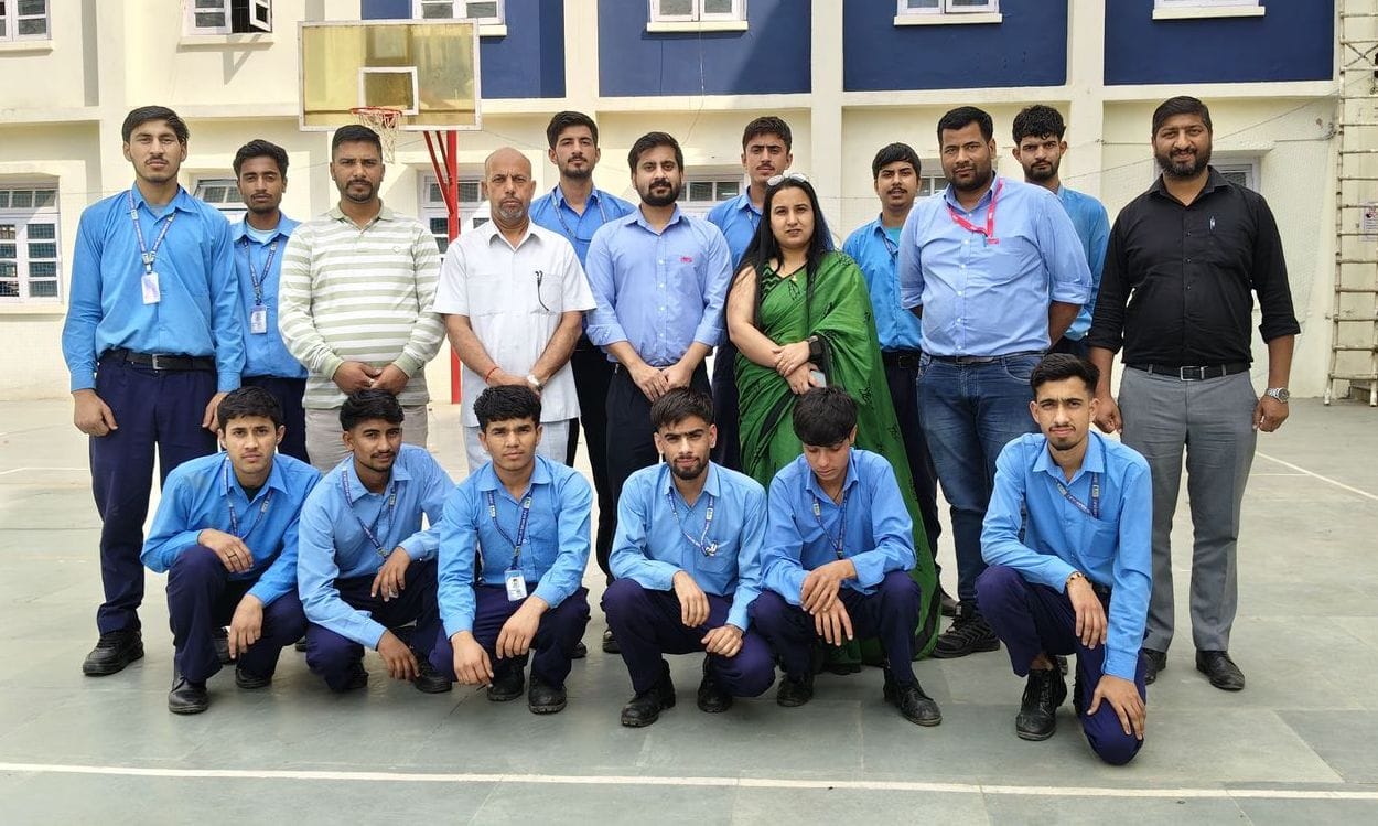 12 Trainees Of Welder Trade Of Iti Solan Got Jobs. - Solan News - Solan ...